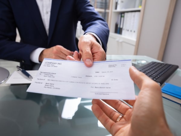 Guida su Come Leggere una Busta Paga